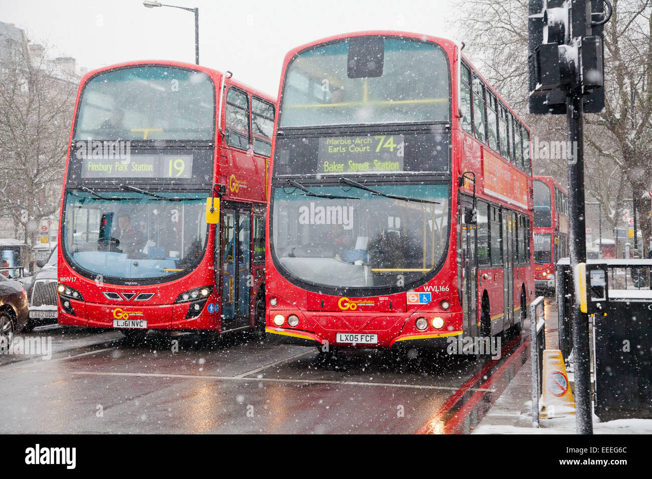 Double decker buses hi-res stock photography and images - Alamy