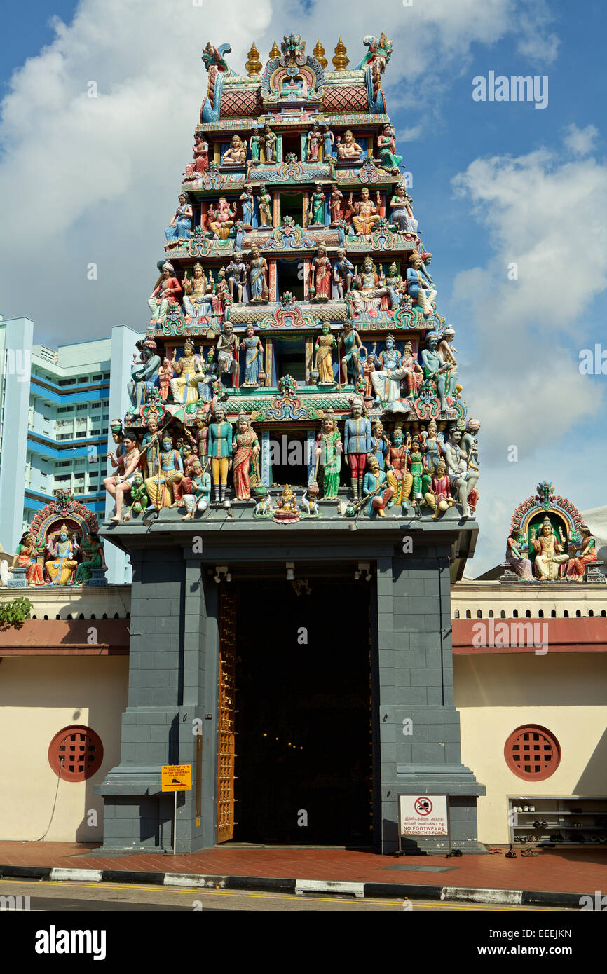 Gopuram temple hi-res stock photography and images - Alamy