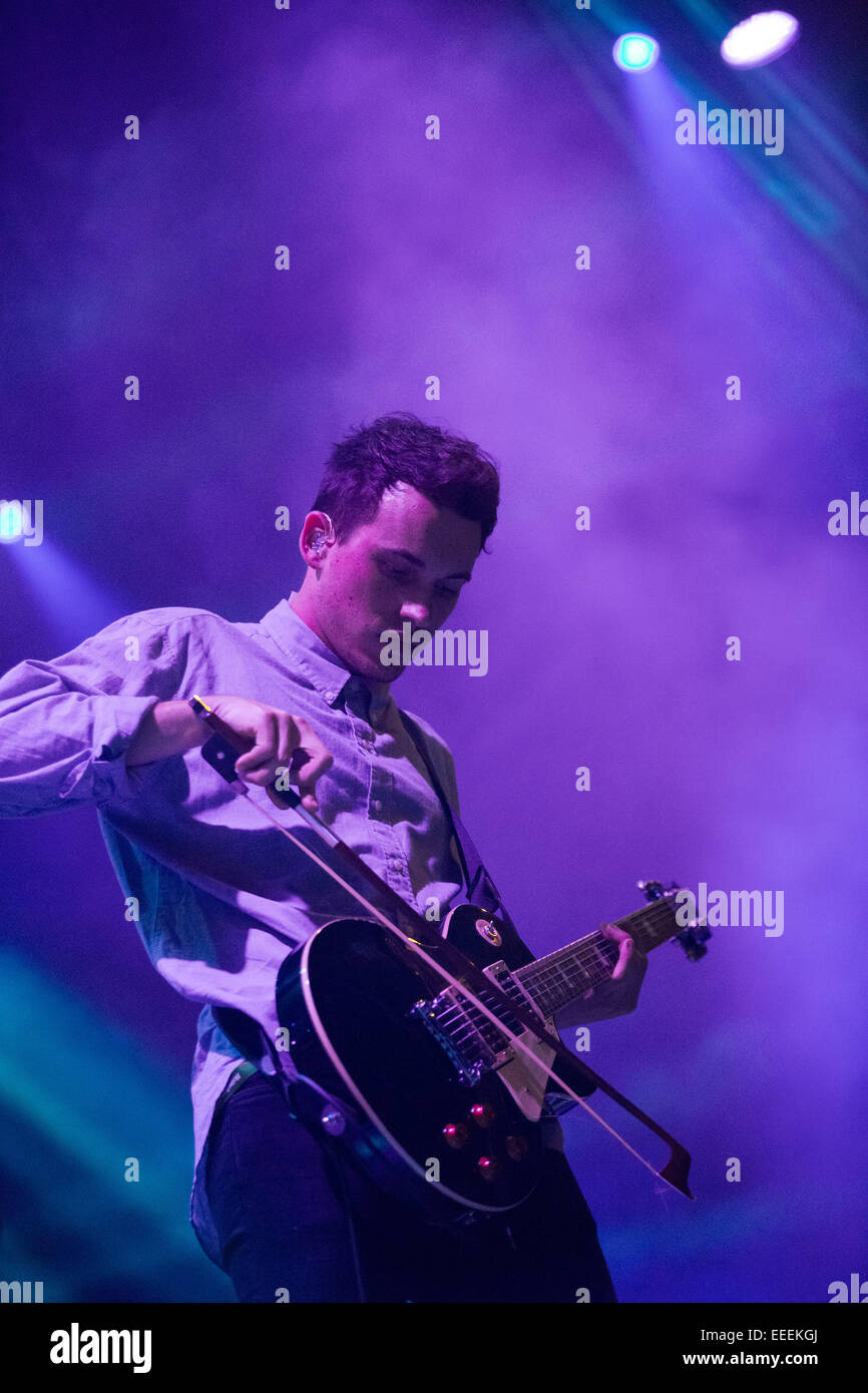 Alges, PORTUGAL: Daughter performing live on the 3rd and last day of ...
