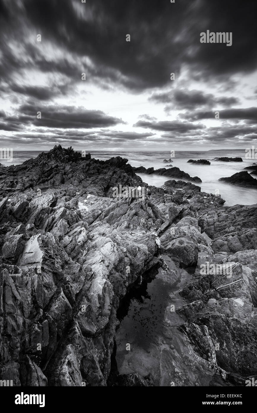 Coast bay shore storm beach hi-res stock photography and images - Alamy