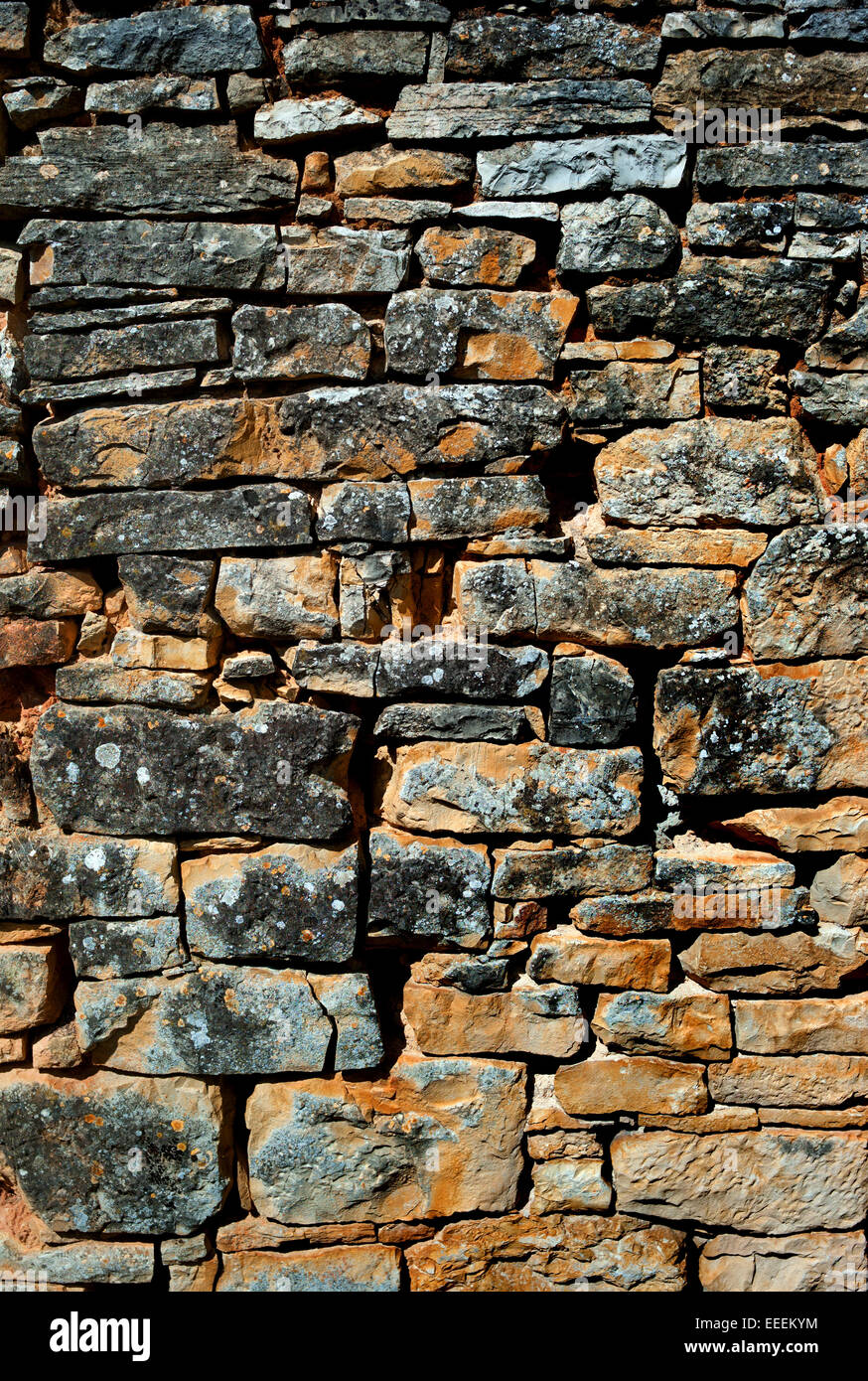 Stone wall, Lot Valley, France Stock Photo - Alamy