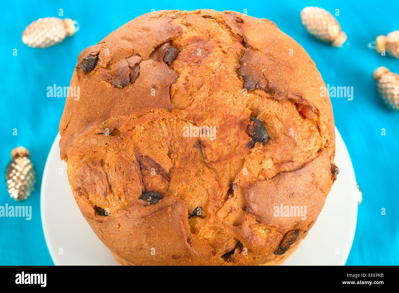 Panettone cake hi-res stock photography and images - Alamy