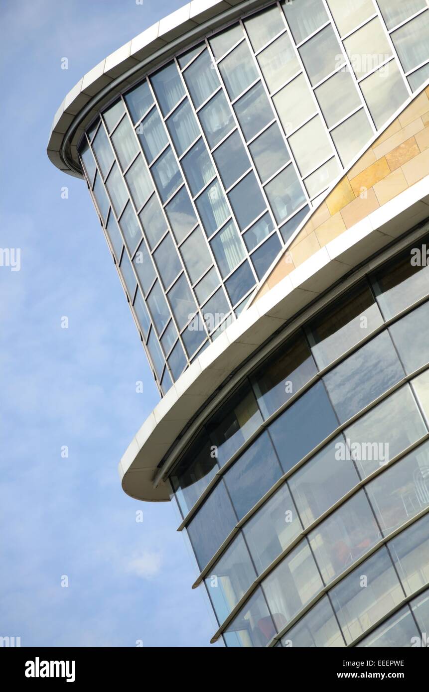 Modern offices at Atlantic Quay in Glasgow, Scotland Stock Photo - Alamy