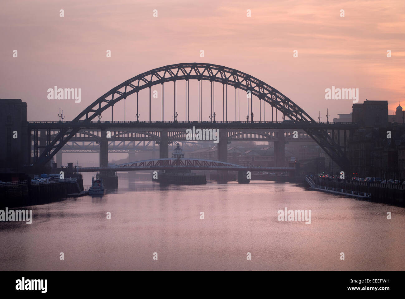 River Tyne sunset, Newcastle/Gateshead Stock Photo - Alamy