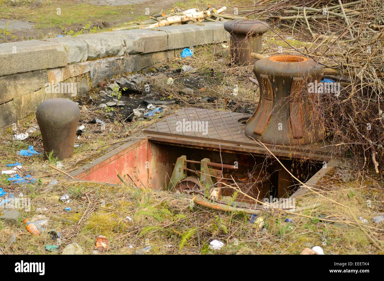 Capstans and nollards at Govan Graving Docks in Glasgow, Scotland Stock ...