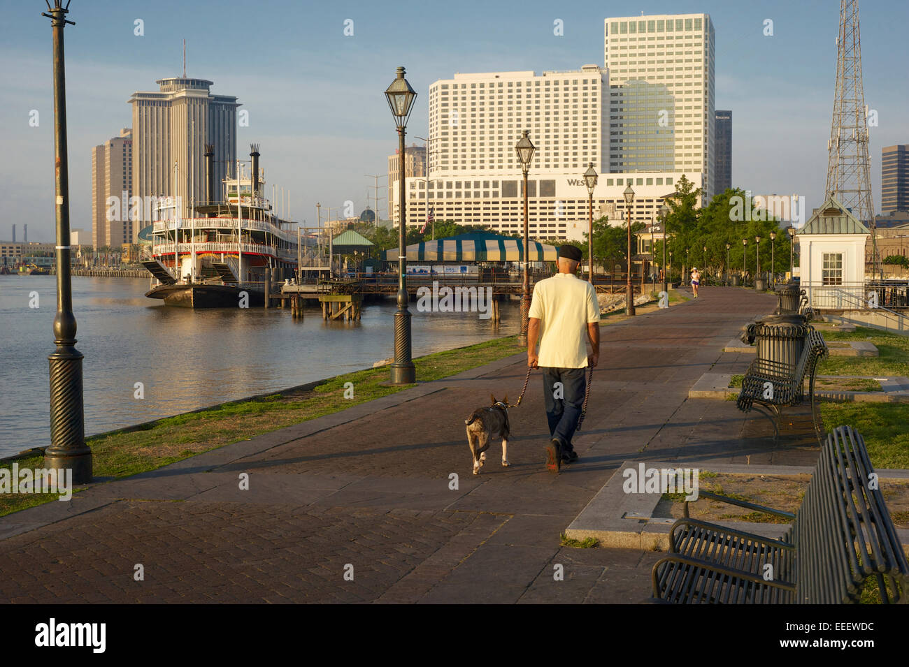 Levee new orleans hi-res stock photography and images - Alamy