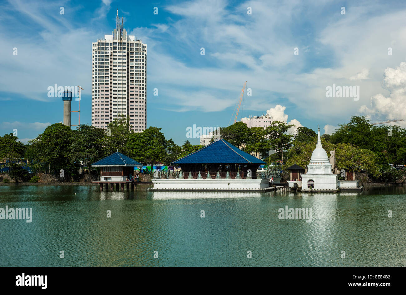 Gangaramaya Temple in Colombo, Sri Lanka Stock Photo - Alamy