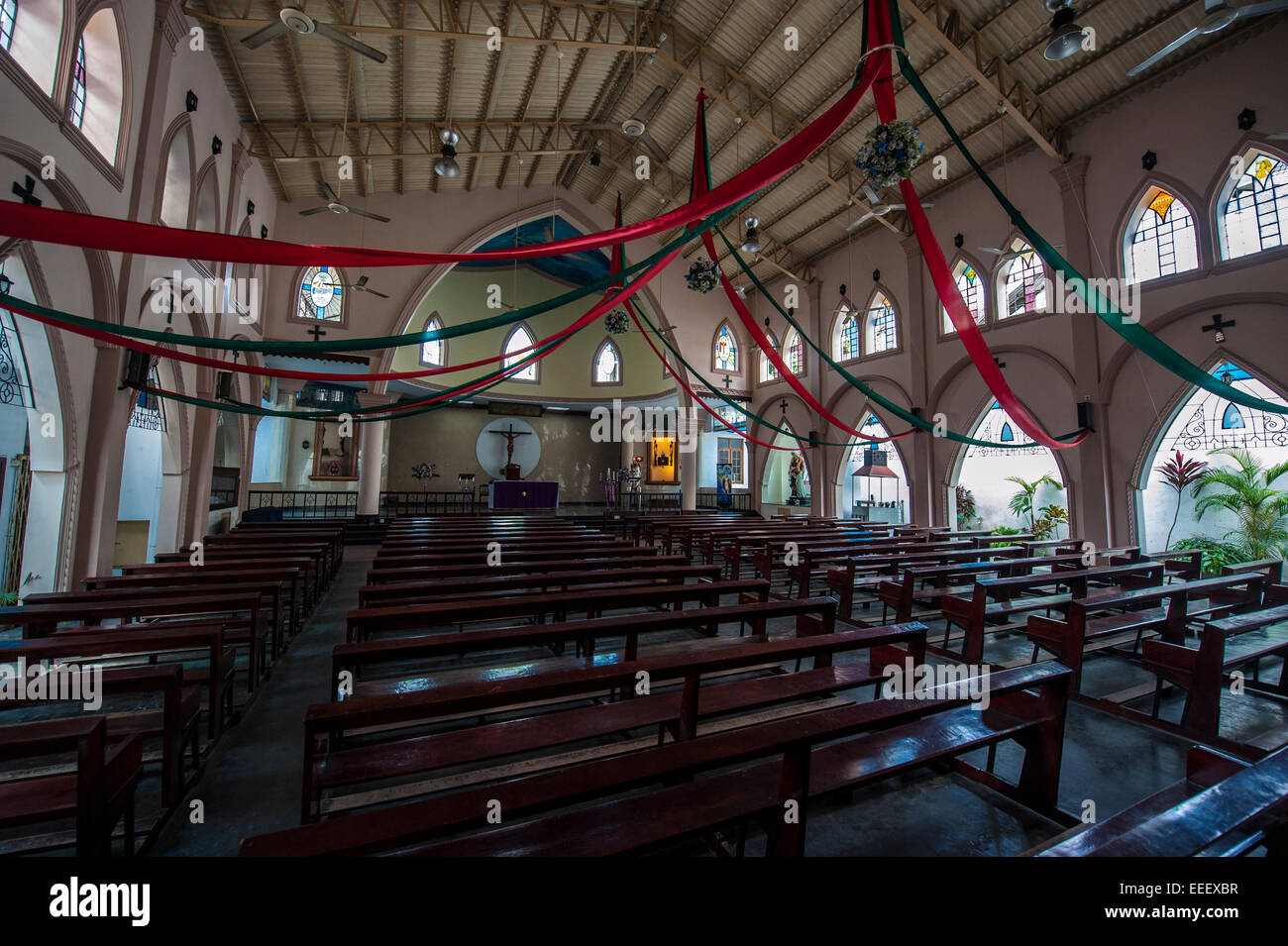 Interior of St. Ann's Church in Colombo, Sri Lanka Stock Photo - Alamy