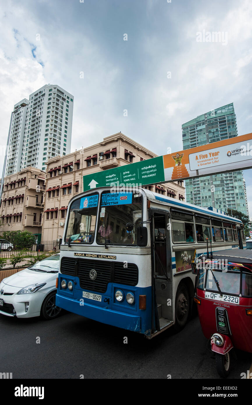 Colombo bus hi-res stock photography and images - Alamy