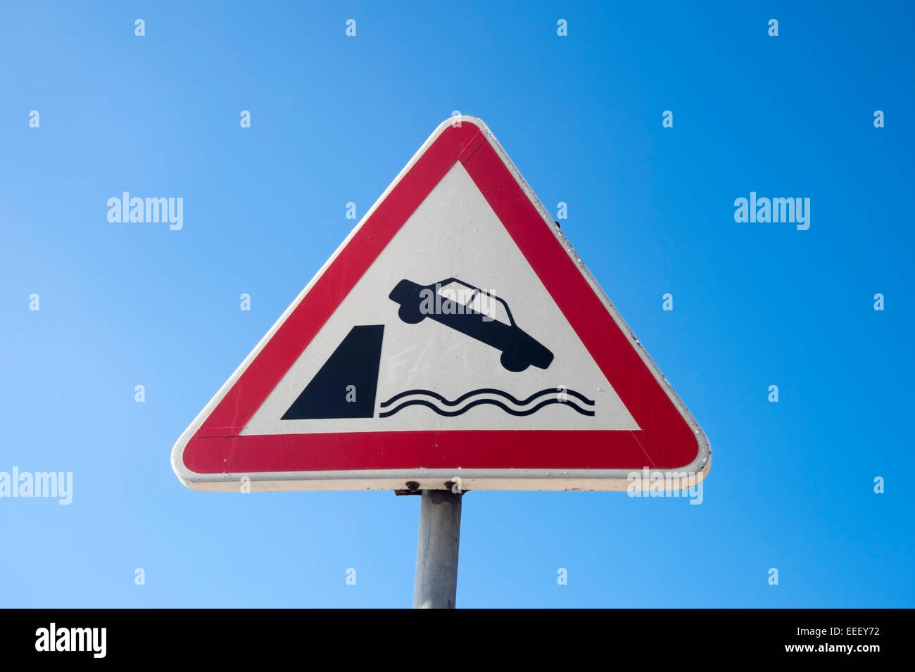 Car falling into water road sign hi-res stock photography and images ...