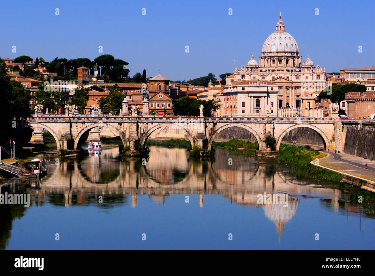 View of toward Vatican City from Ponte Umberto I, Rome, Italy Stock ...