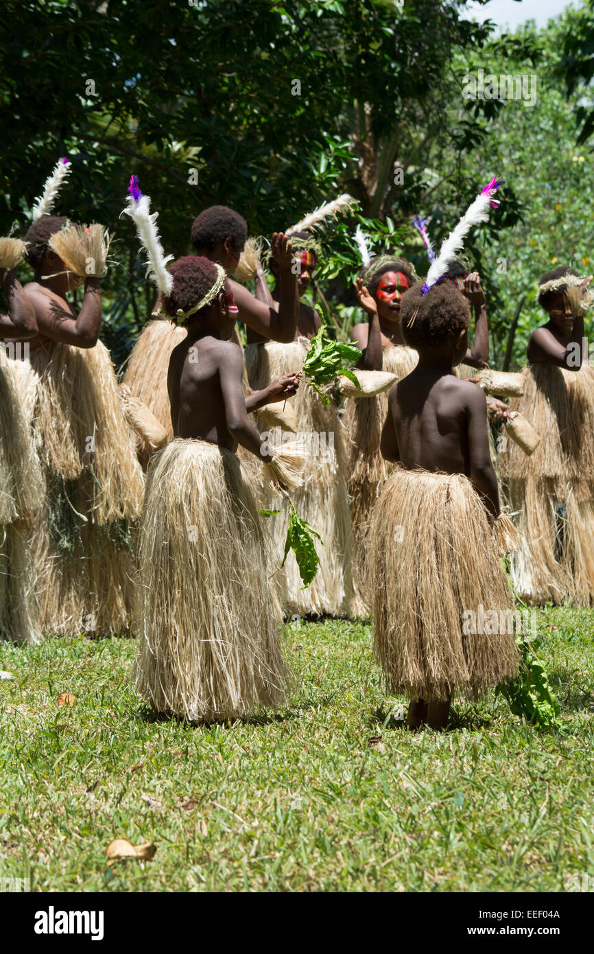Traditional attire vanuatu hi-res stock photography and images - Alamy