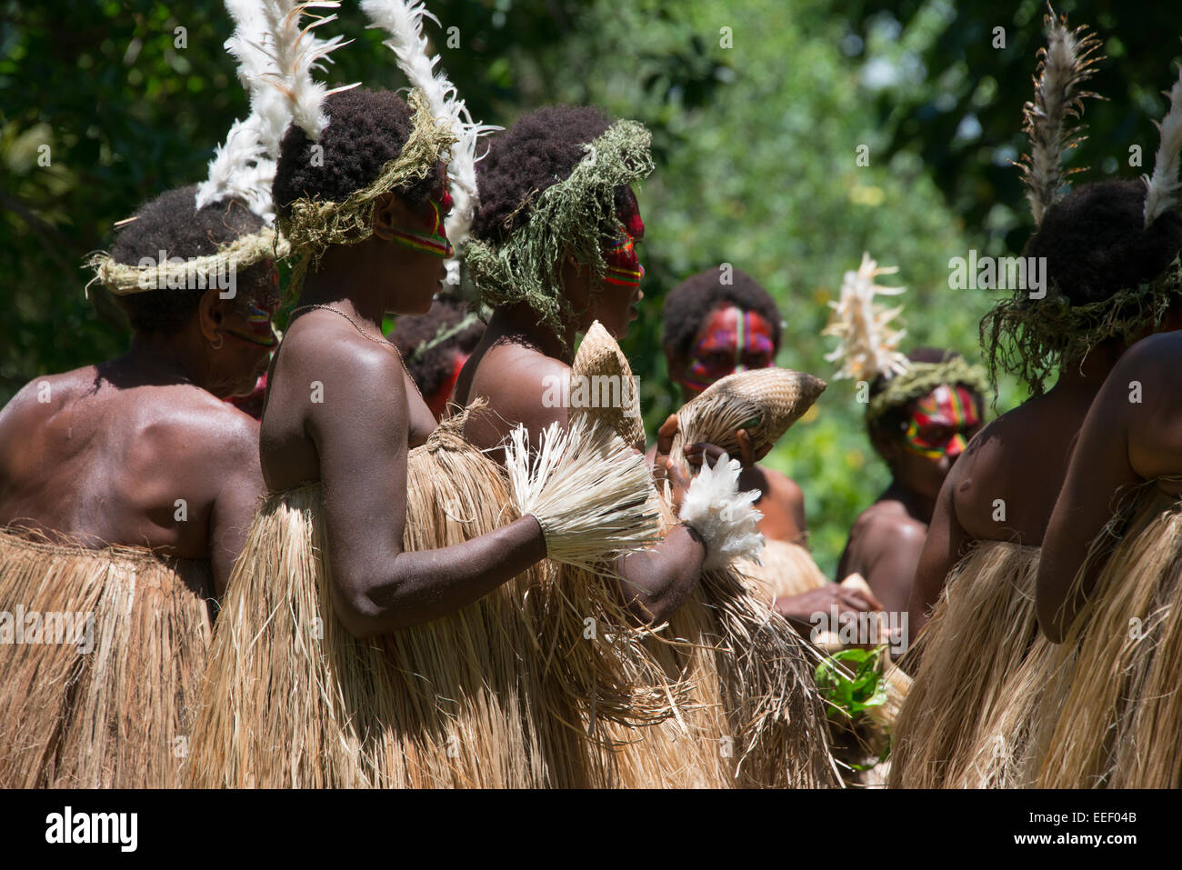 Traditional attire vanuatu hi-res stock photography and images - Alamy