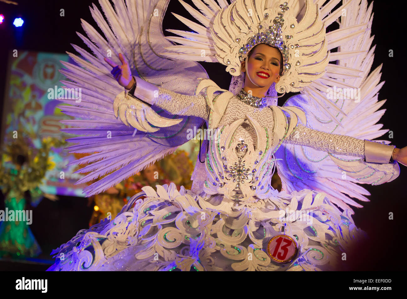 Sinulog queen hi-res stock photography and images - Alamy