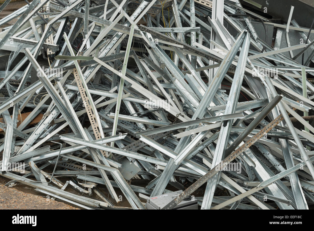 Old scrap metal in a pile awaiting recycling Stock Photo - Alamy