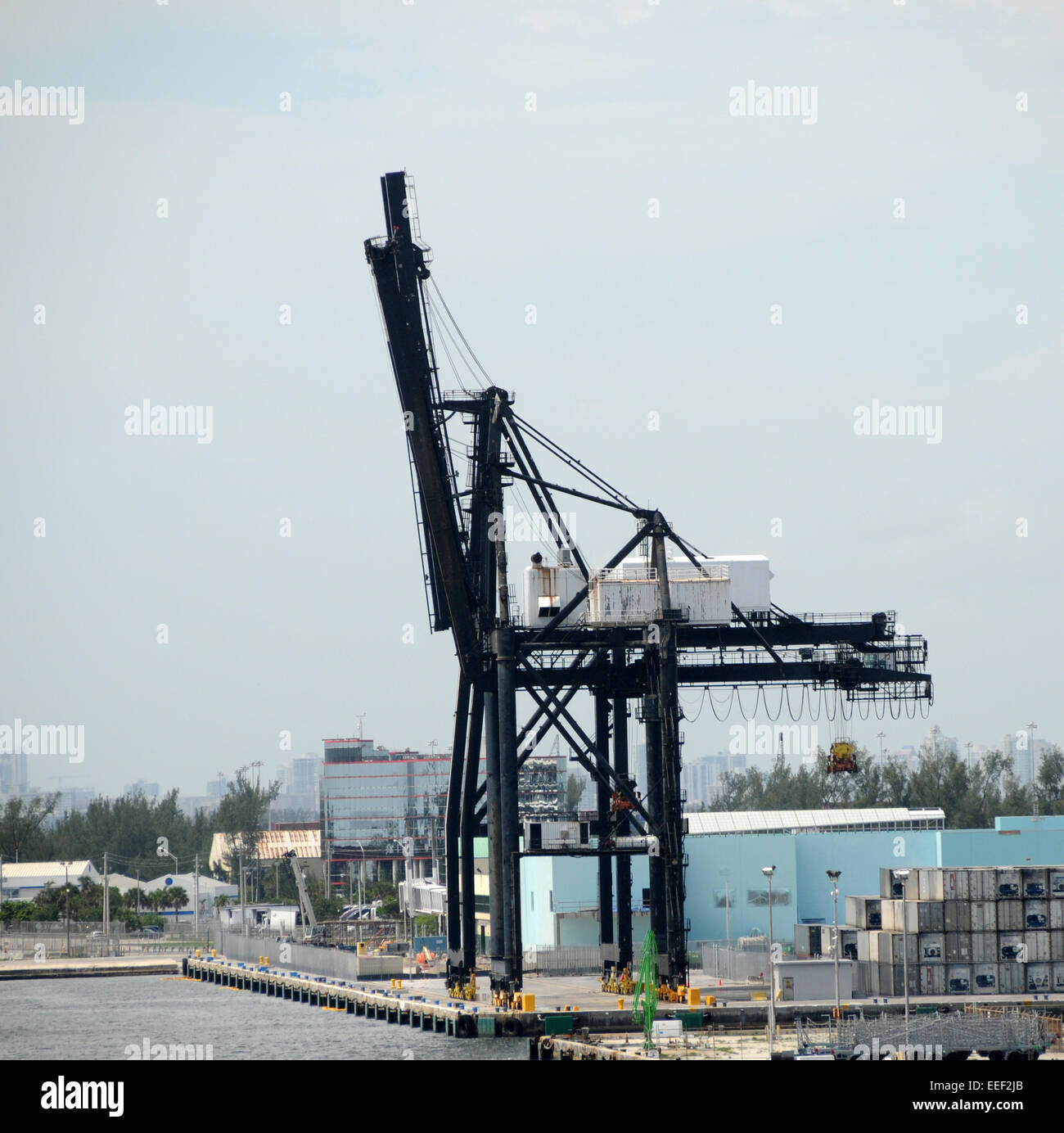 Heavy lift crane hi-res stock photography and images - Alamy