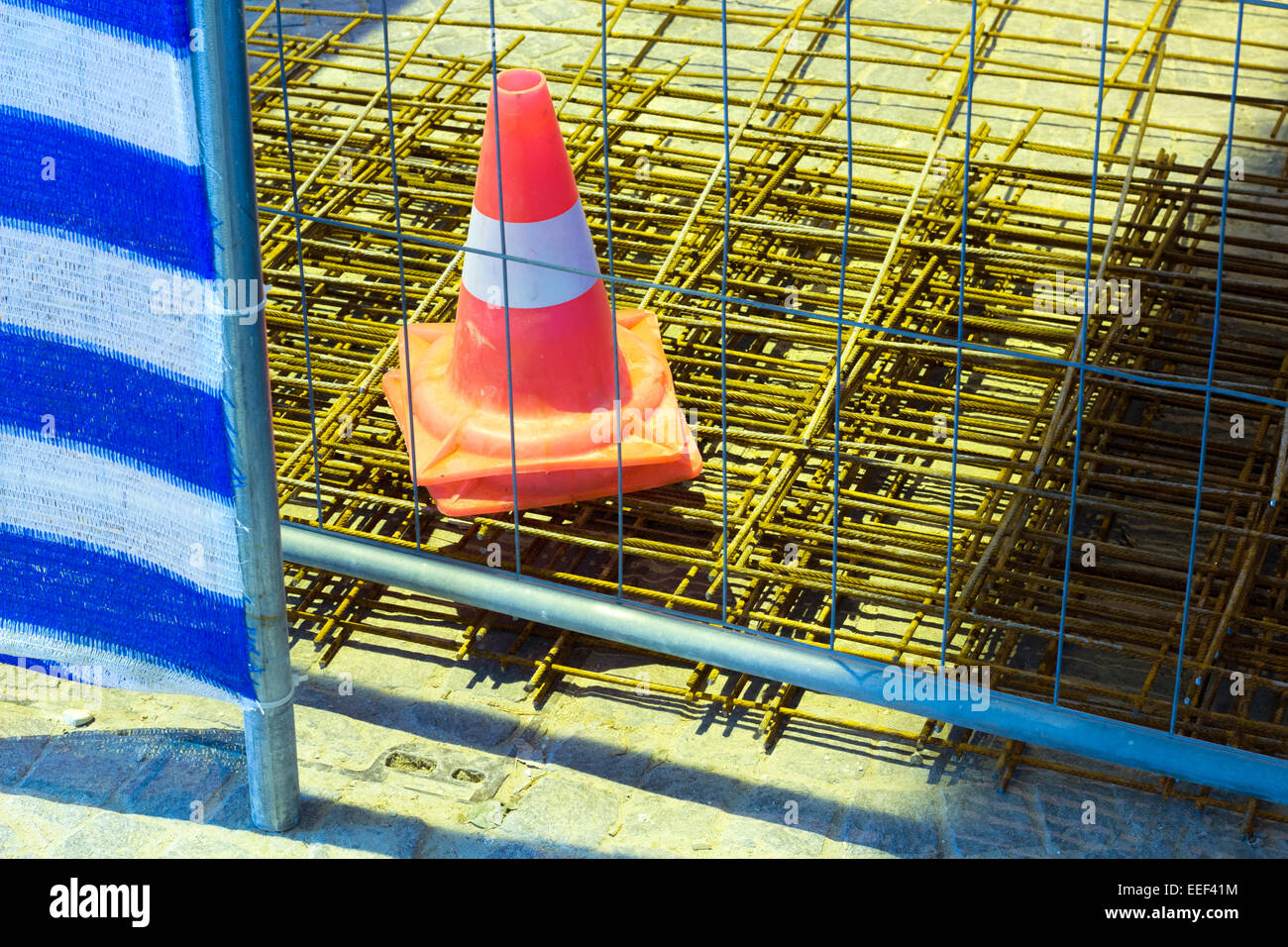 Cone shape building hi-res stock photography and images - Alamy