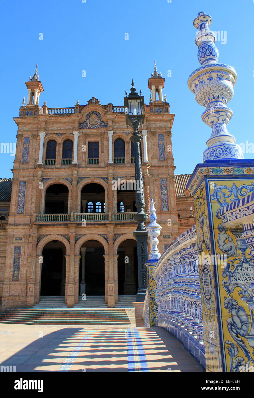 Seville waterways hi-res stock photography and images - Alamy
