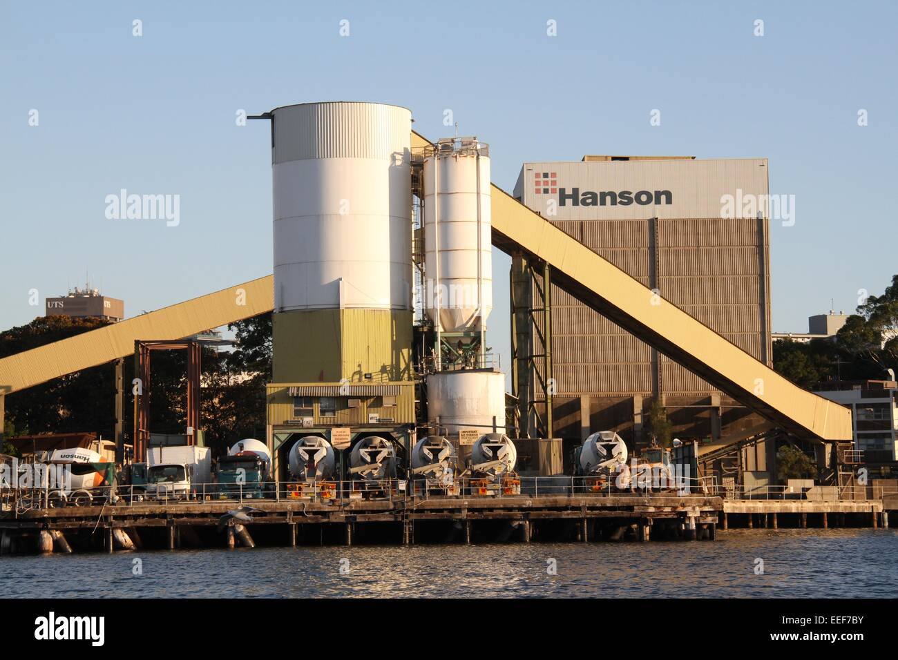 Hanson cement hi-res stock photography and images - Alamy