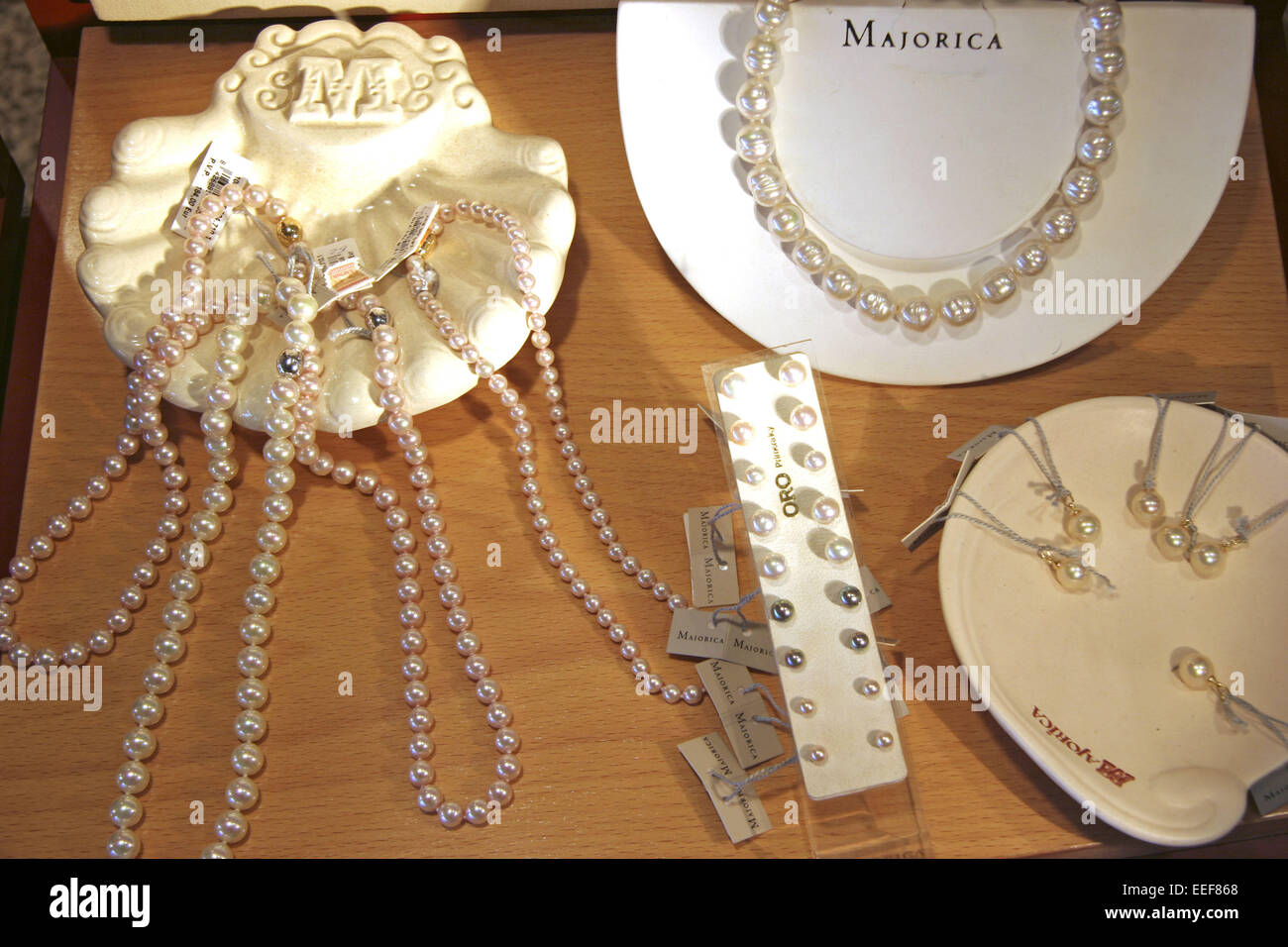 Spanien Insel Mallorca Manacor Majorica Perlen Perlenfabrik Schmuck ...