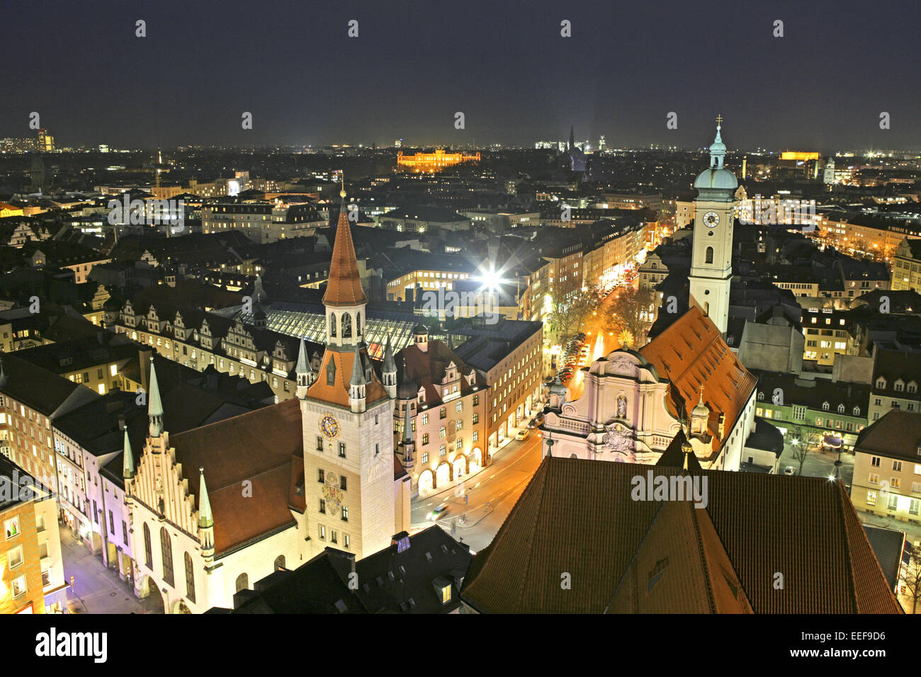 Deutschland Muenchen Marienplatz Abend Bayern Stadt Stadtansicht ...