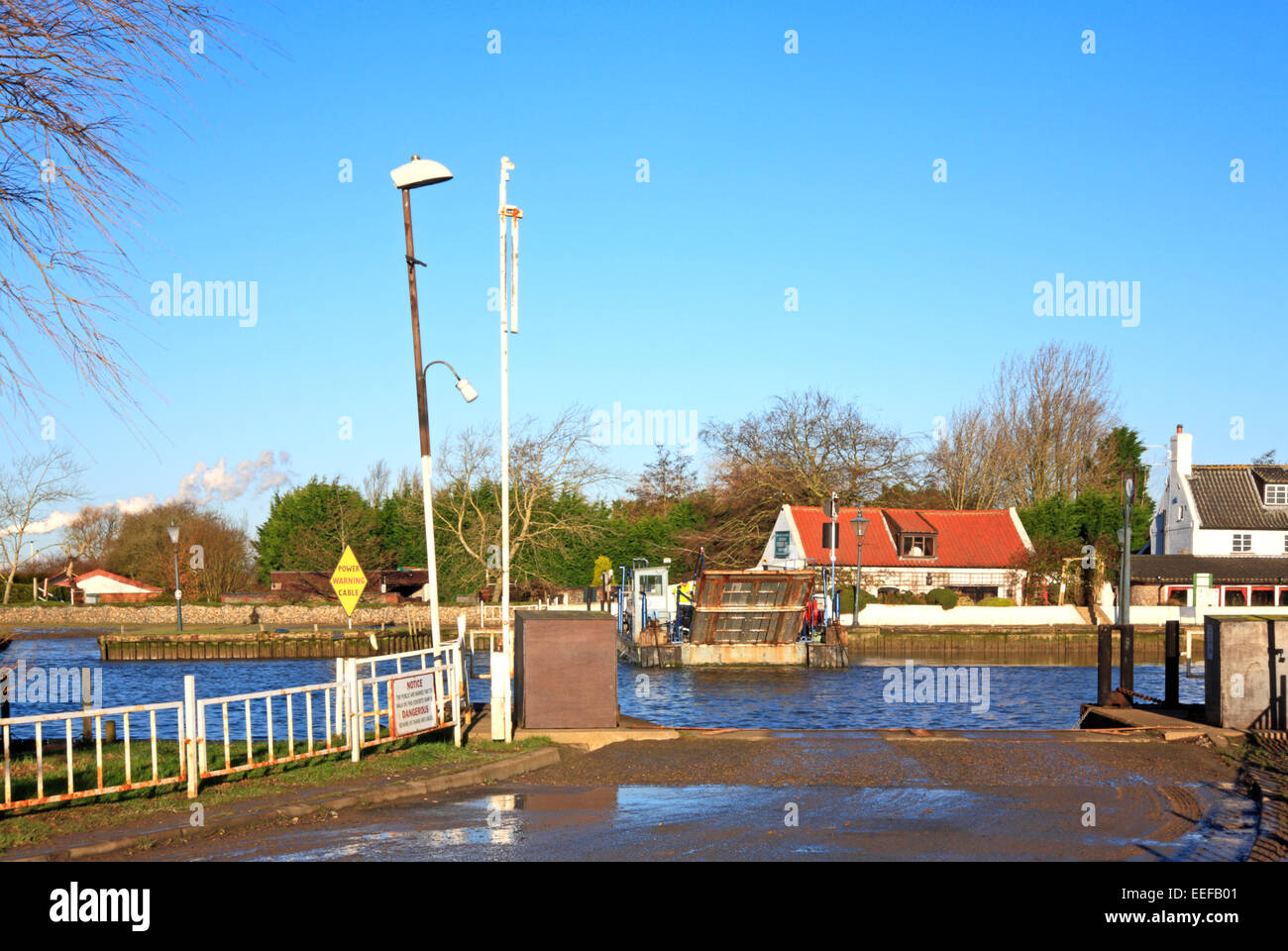 Reedham norfolk broads hi-res stock photography and images - Alamy