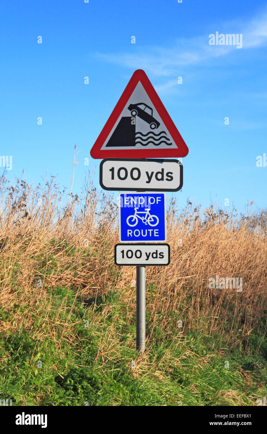 River warning signs hi-res stock photography and images - Alamy