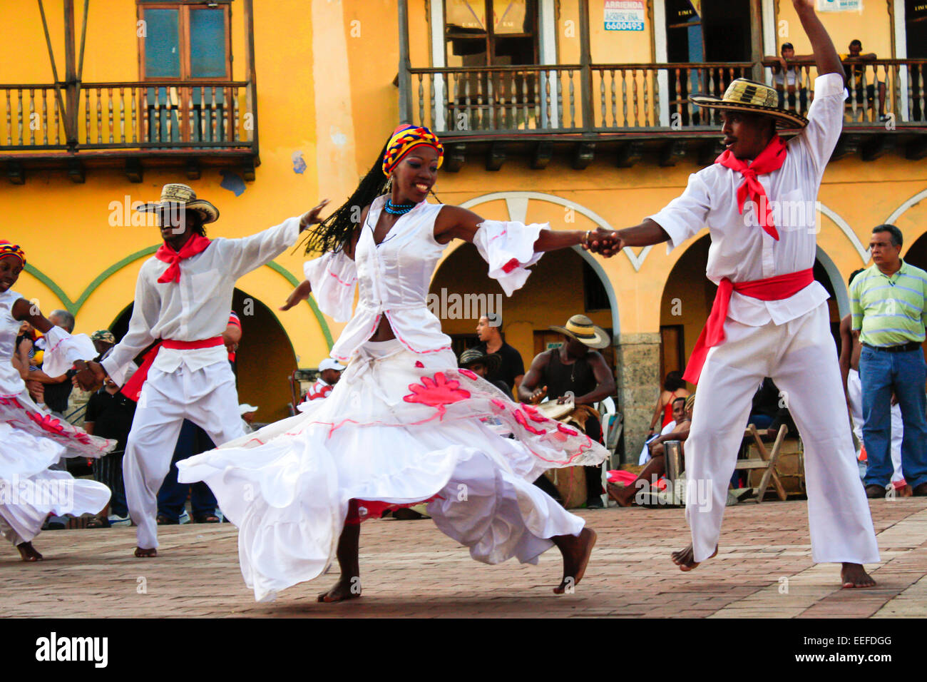 Colombia traditional costume High Resolution Stock Photography and ...