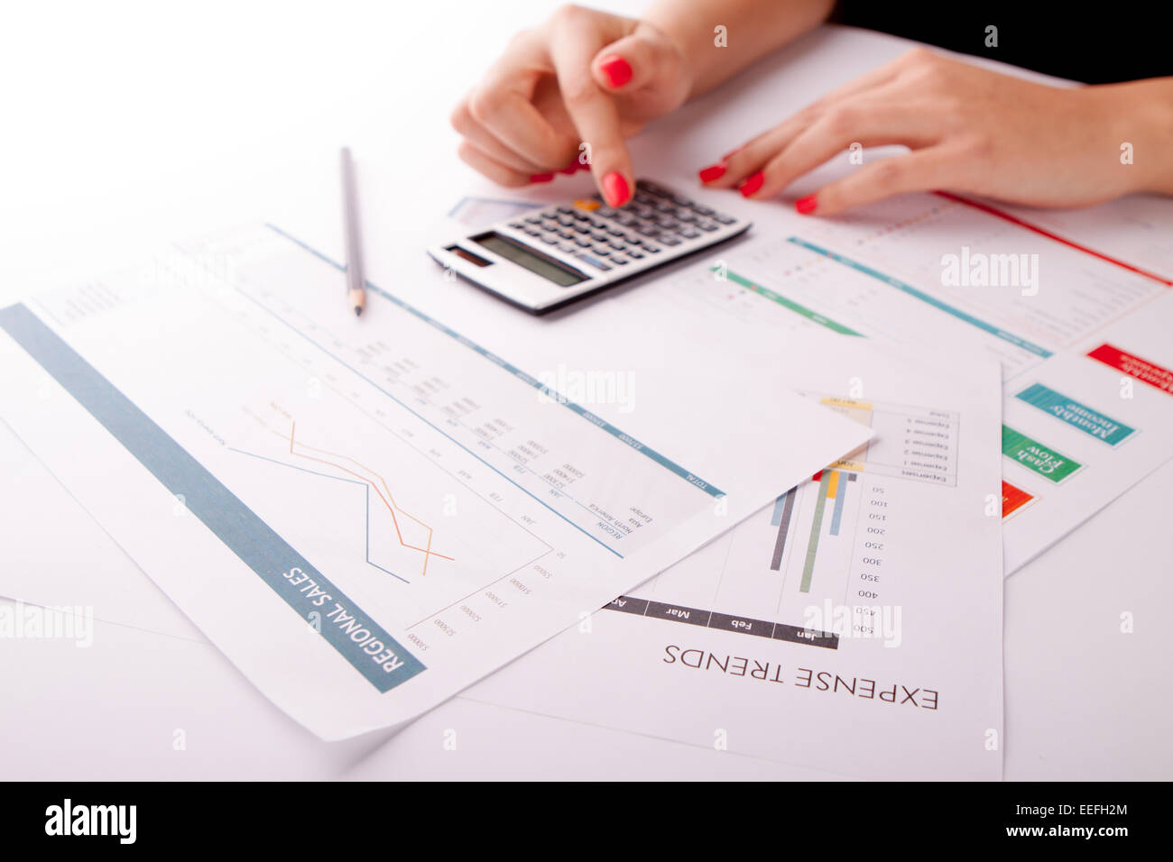 Keyboard on office desk used by a businesswoman Stock Photo - Alamy