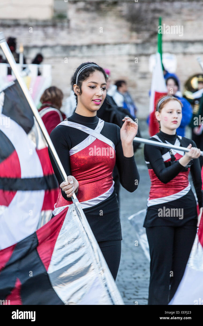 College majorettes hi-res stock photography and images - Alamy
