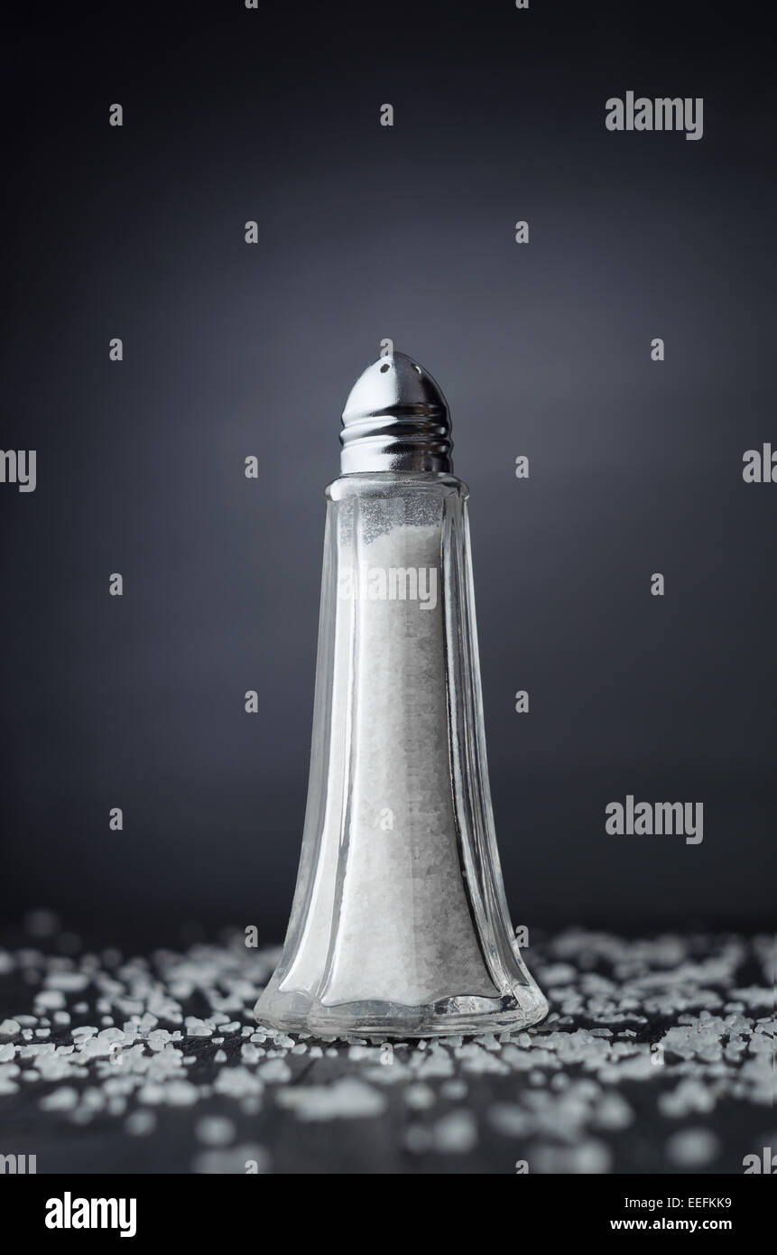 Shaker table hi-res stock photography and images - Alamy