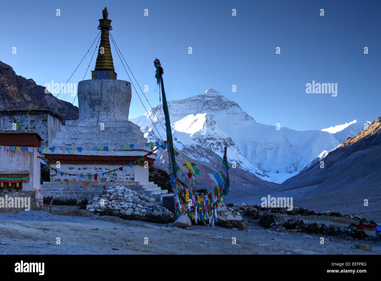 Everest monastery hi-res stock photography and images - Alamy