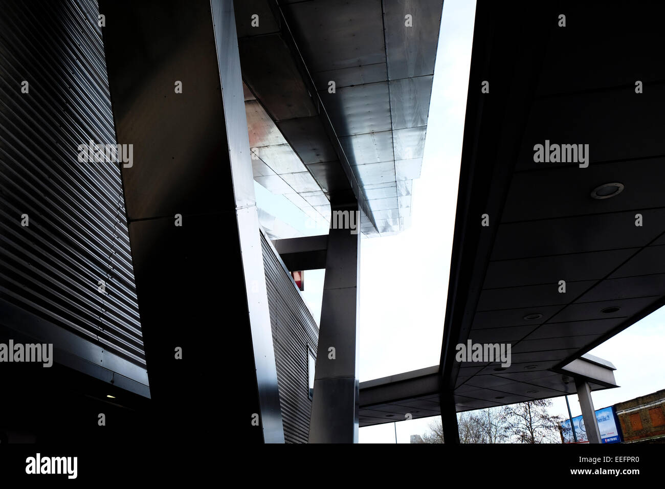 Vauxhall Bus Station Stock Photo - Alamy