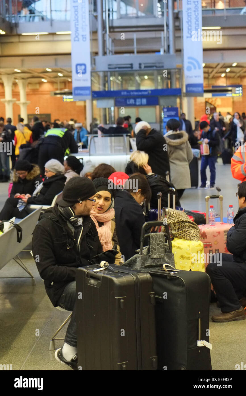 Fire eurostar hi-res stock photography and images - Alamy