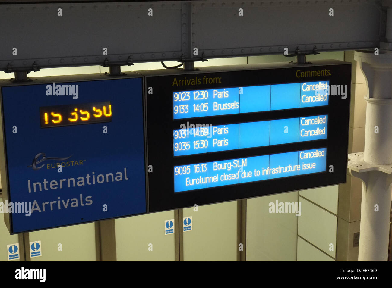 Cancelled trains board hi-res stock photography and images - Alamy