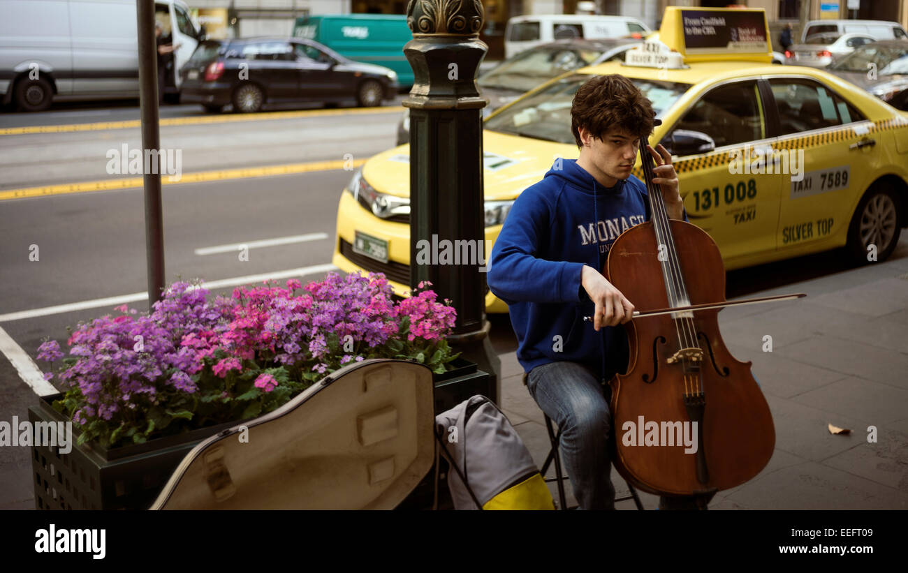 A street musician performing hi-res stock photography and images - Alamy