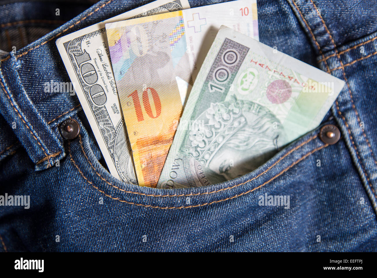 Money in pocket hi-res stock photography and images - Alamy