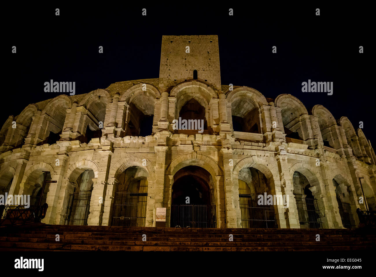 Night amphitheatre hi-res stock photography and images - Alamy