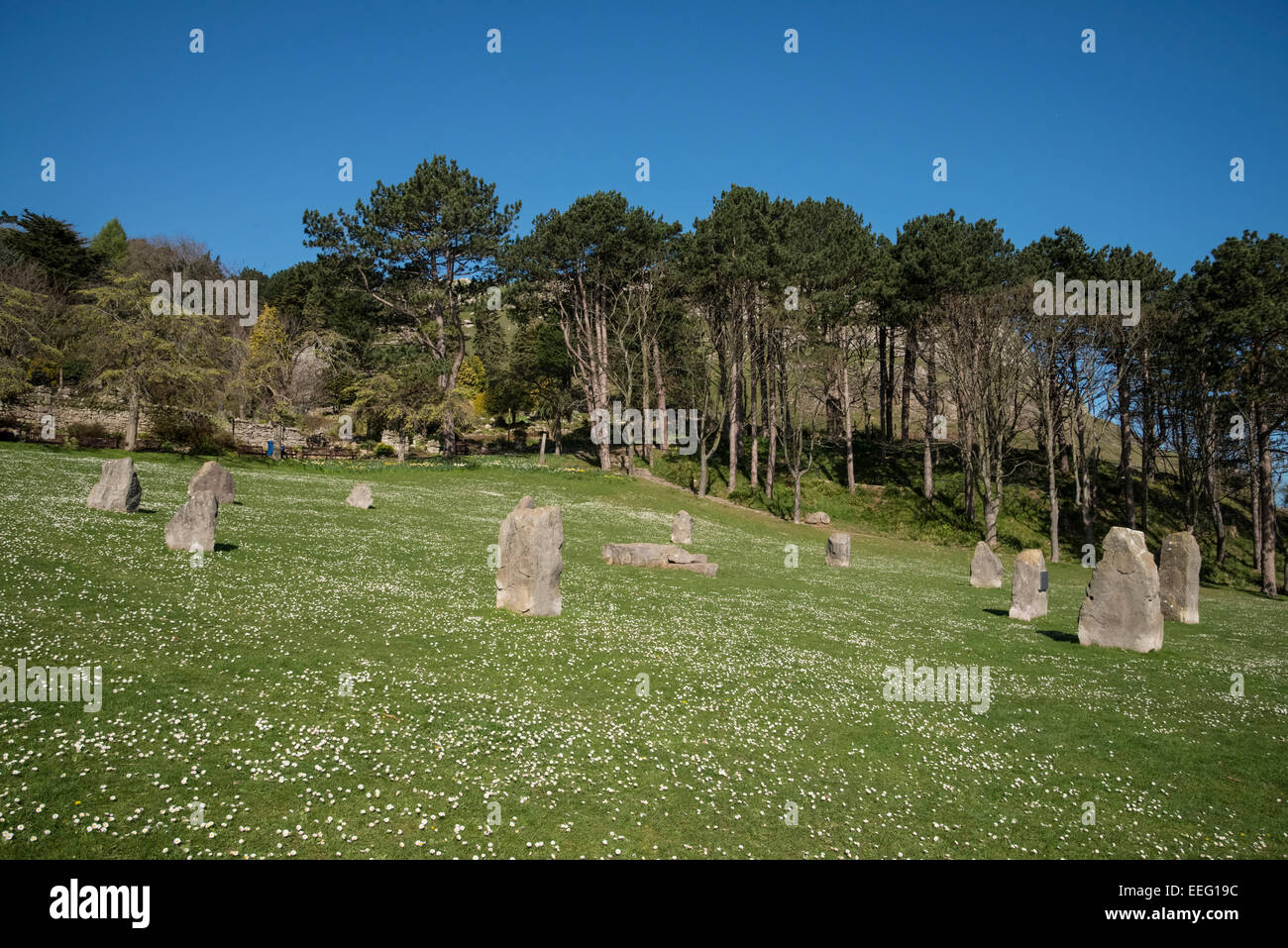 Llandudno Promenade, Pier, Queen Victoria Memorial Park, and Bardic ...