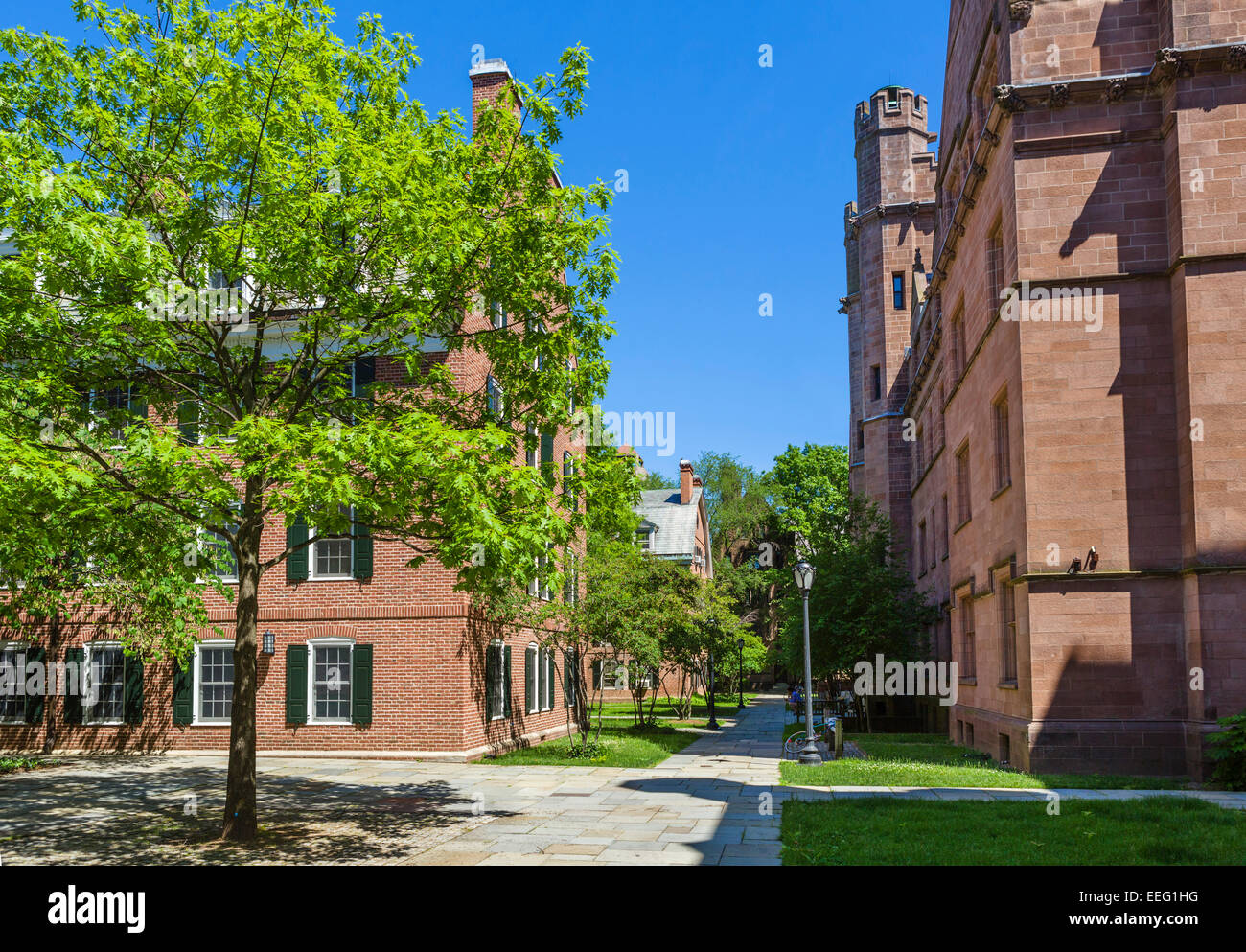 Yale campus hi-res stock photography and images - Alamy