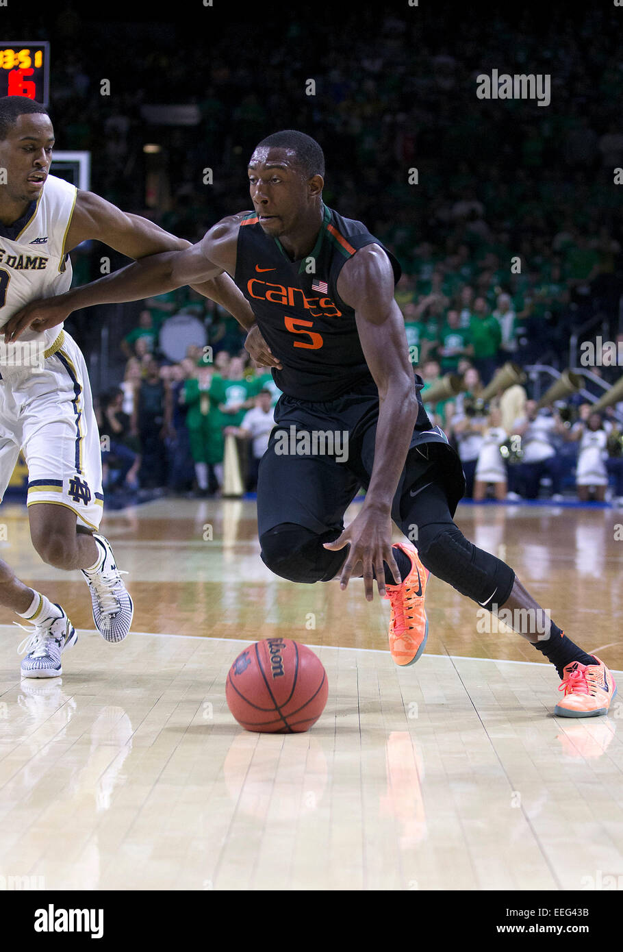 Miami hurricanes guard davon reed 5 hi-res stock photography and images ...
