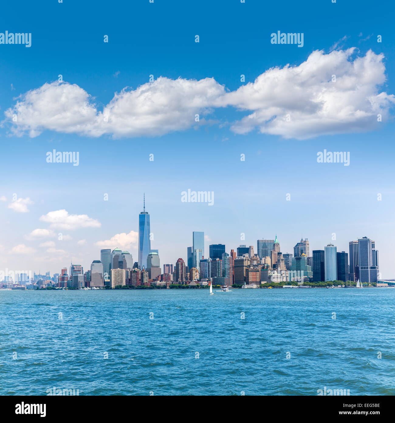 Manhattan New York skyline from NY bay in USA US Stock Photo - Alamy