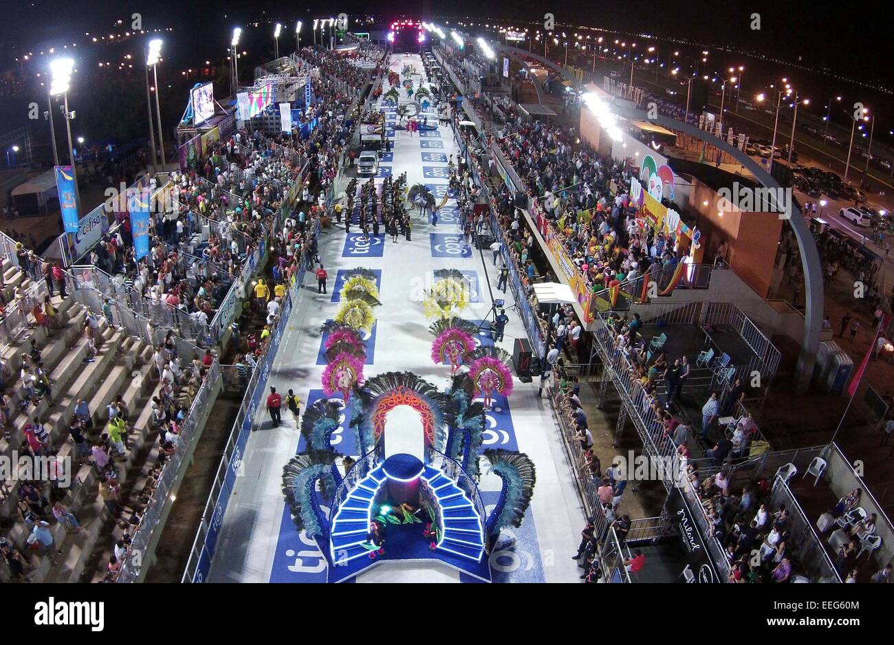 Encarnacion, Paraguay. 17th Jan, 2015. The parade of the carnival is ...