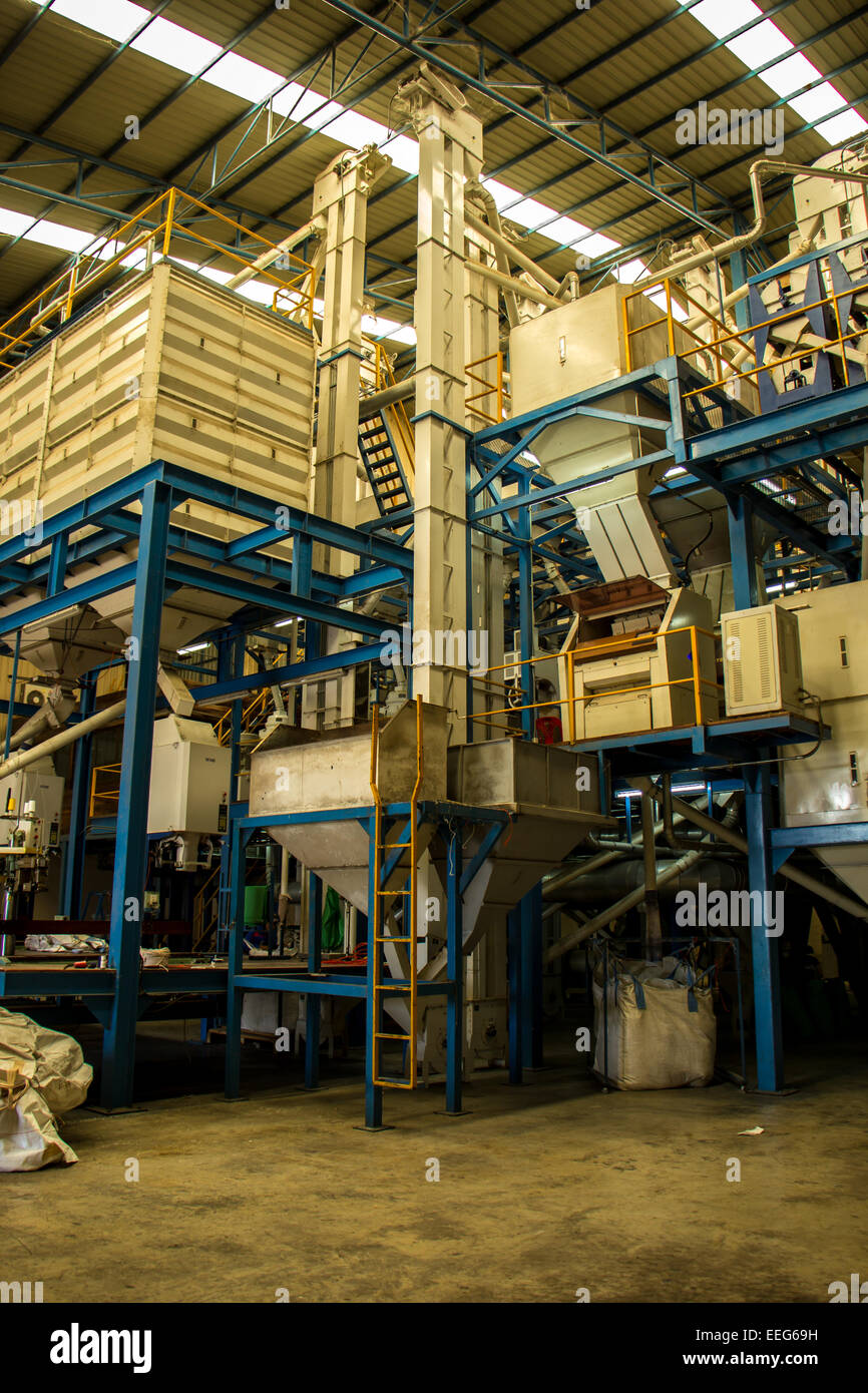 The big Industrial, steel, building, blue, large Stock Photo - Alamy