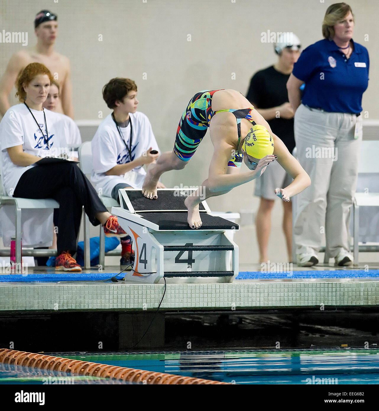 200 meter swim hi-res stock photography and images - Alamy