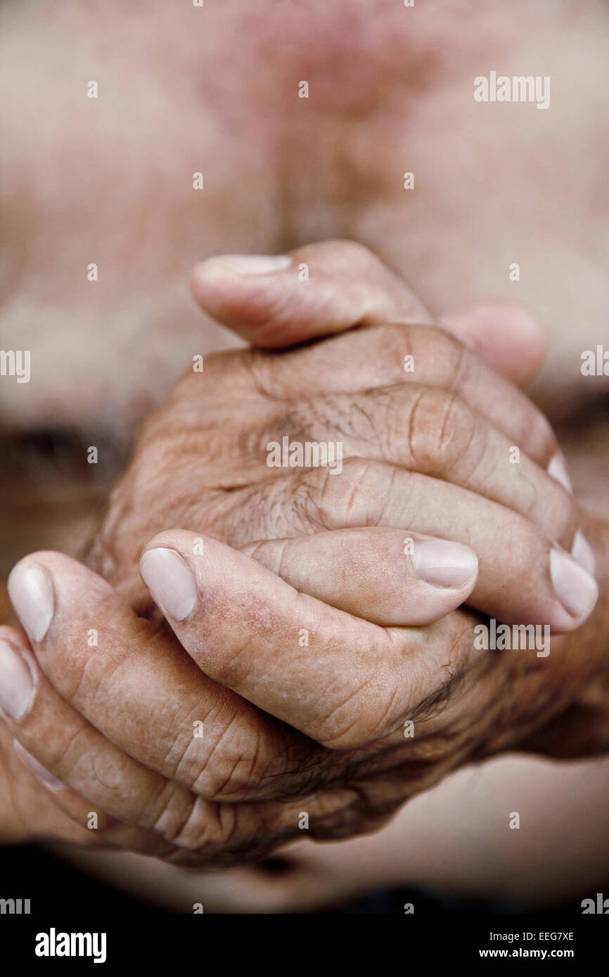 old man hand Stock Photo - Alamy