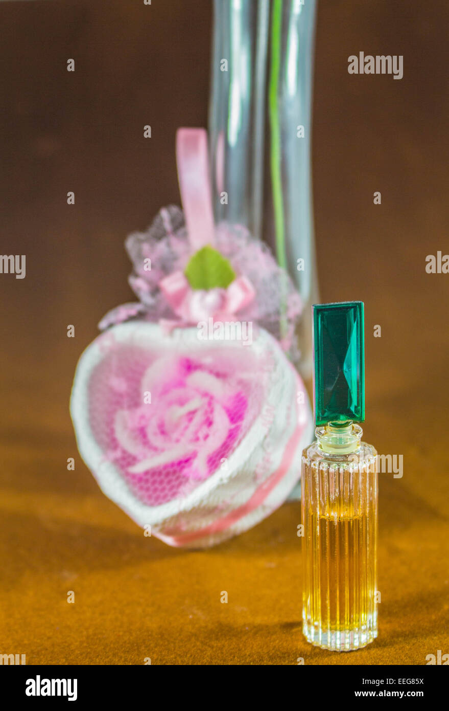 Perfume Test And Paper High Resolution Stock Photography and Images - Alamy