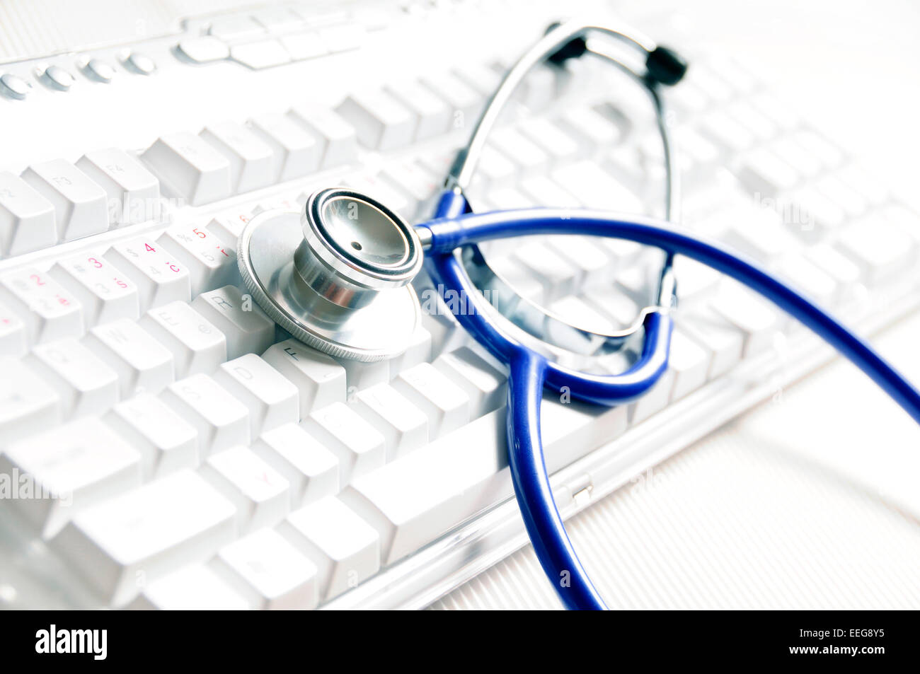 Computer repair doctor hi-res stock photography and images - Alamy