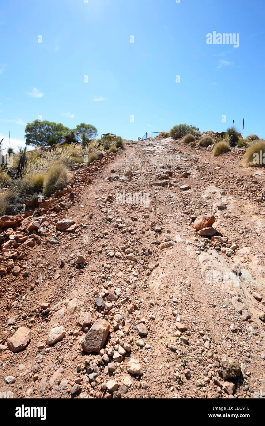 Extreme 4x4 Track to the Ridge Top, Arkaroola Resort and Wilderness ...