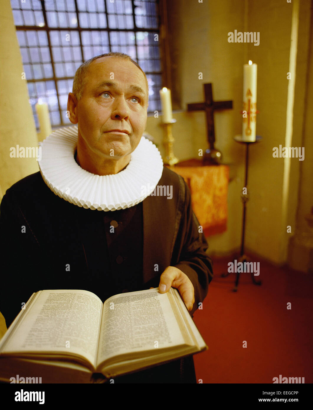 Hamburg, Deustchland, pastor of Bible Stock Photo - Alamy